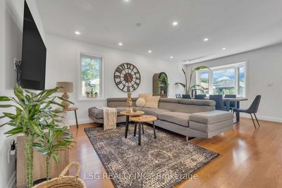 5 Houses You Can Still Buy In Toronto For Under $800K