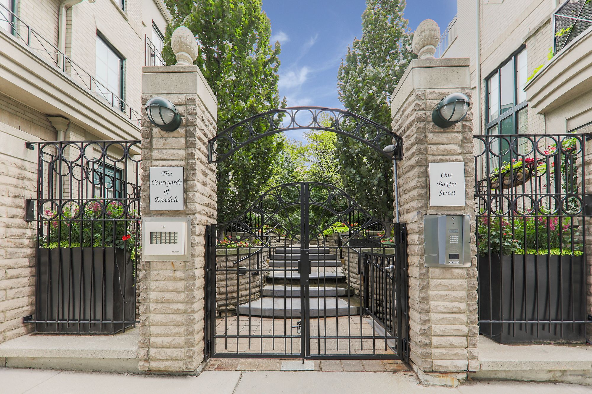 1 Baxter St | The Courtyards Of Rosedale - strata.ca 1 Baxter St | The Courtyards Of Rosedale - strata.ca