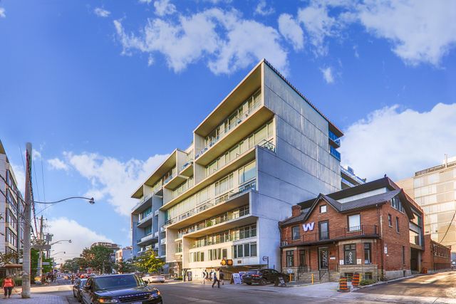 75 Portland St — Seventy5 Portland Condos for Sale & Rent