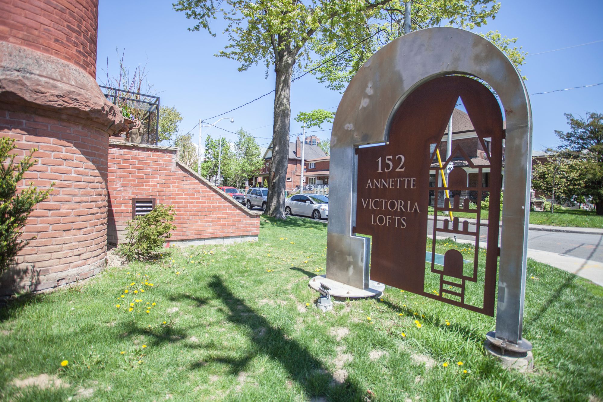 152 Annette St | Victoria Lofts | Get listing alerts for sale and rent ...