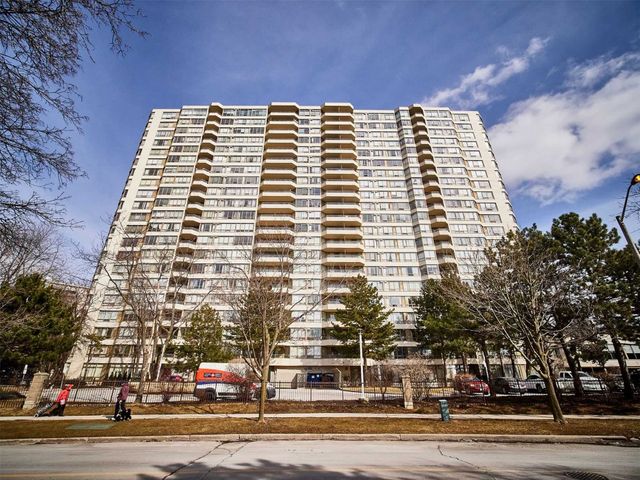5 Greystone Walk Dr — Greystone Walk I Condos for Sale & Rent