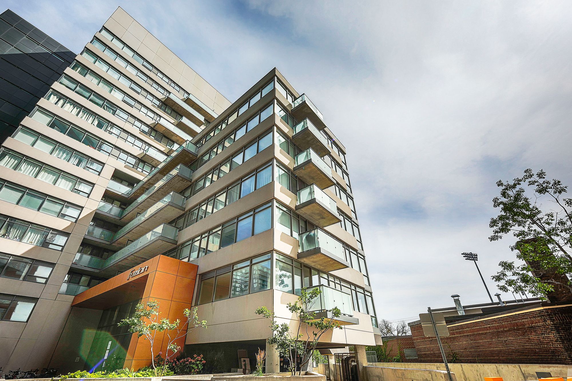 20 Joe Shuster Way | Fuzion | 1 Condo for Sale & 0 Units for Rent ...