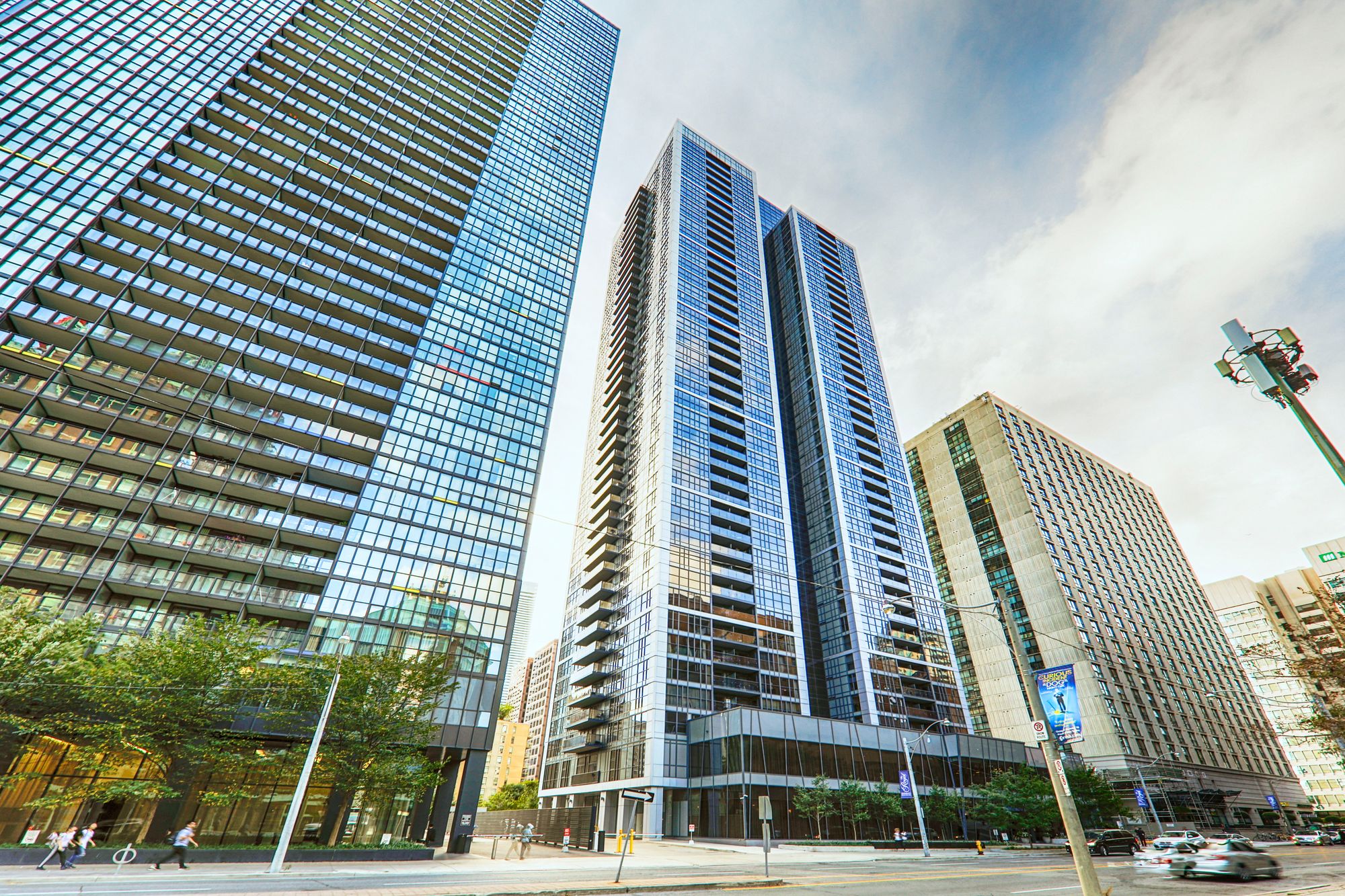 28 Ted Rogers Way | Couture | 2 Condos for Sale & 3 Units for Rent ... 28 Ted Rogers Way | Couture | 2 Condos for Sale & 3 Units for Rent ...