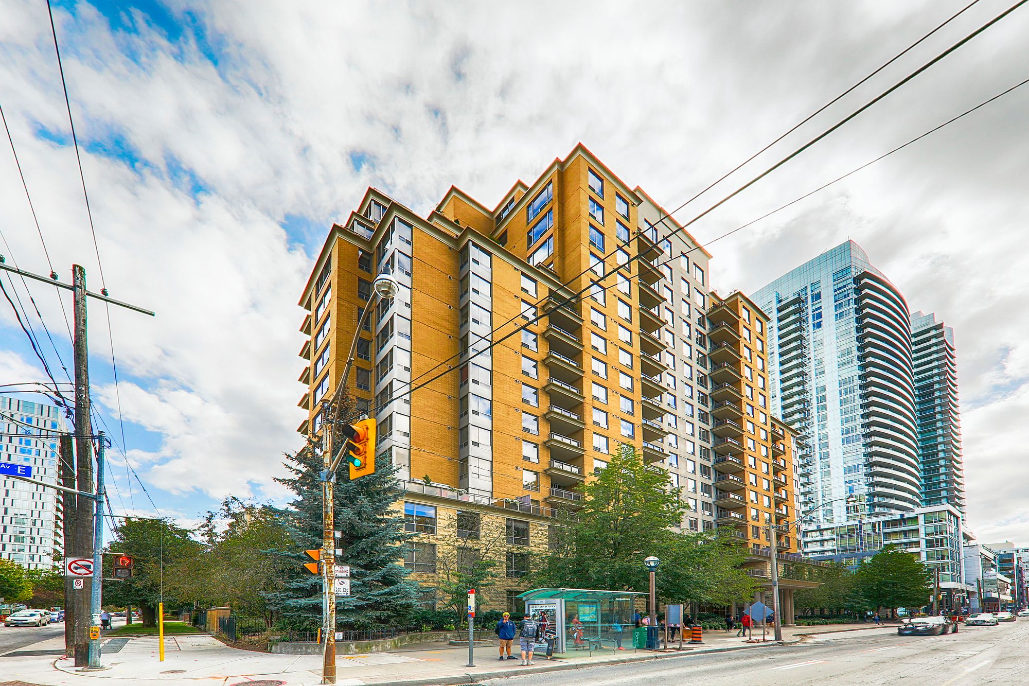 123 Eglinton Ave E | Eglinton Place | 0 Condos for Sale & 1 Unit for ...