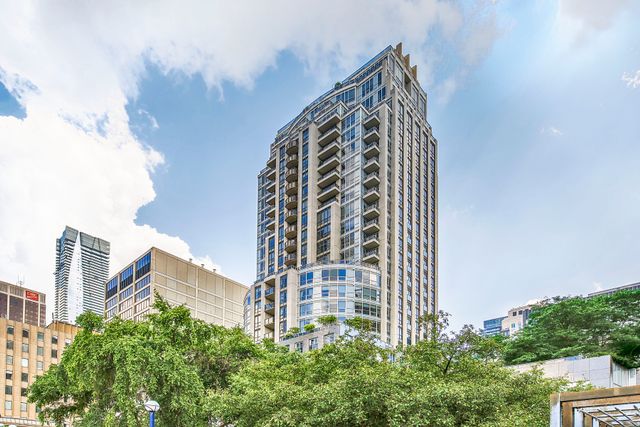 10 Bellair St — No 10 Bellair Condos for Sale & Rent