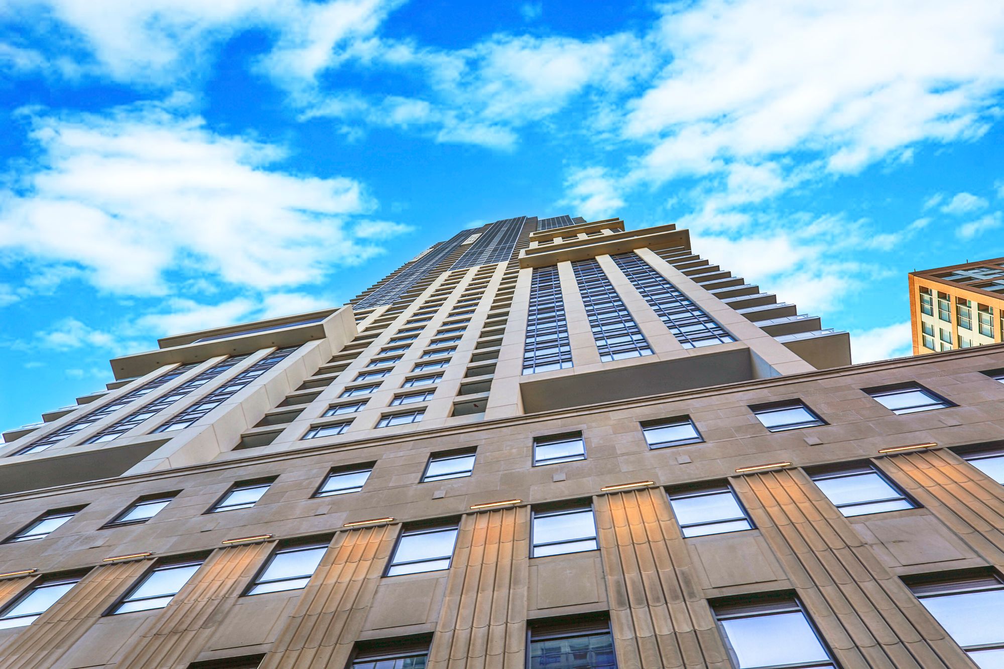 88 Scott St | 88 Scott | 10 Condos for Sale & 8 Units for Rent | strata.ca