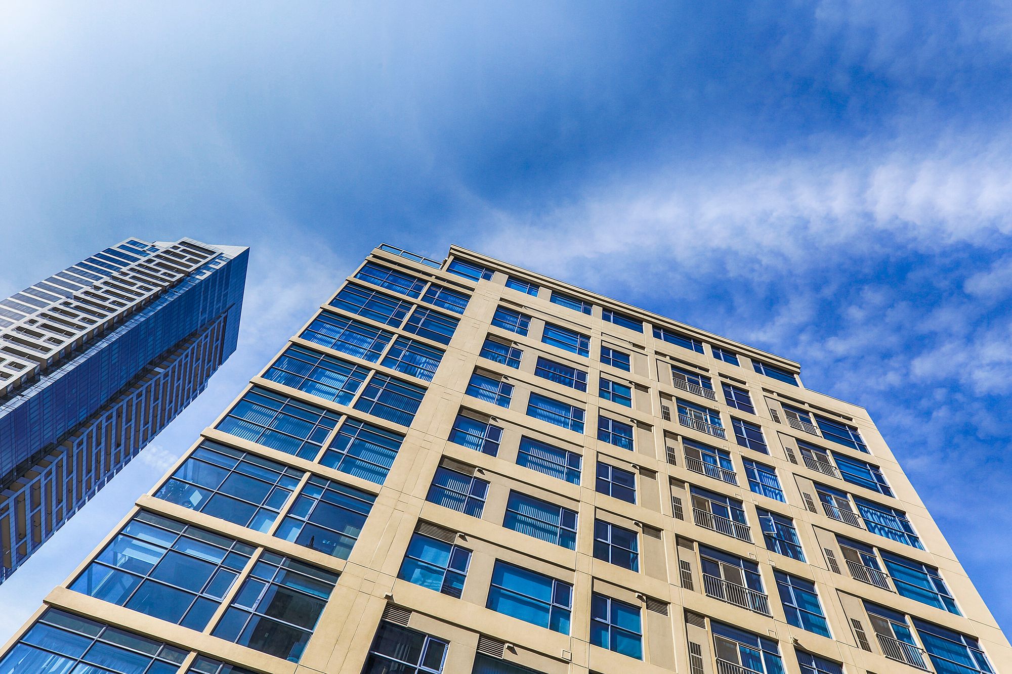 8 Wellesley St | Eight Wellesley Street East | 3 Condos for Sale & 0 ...