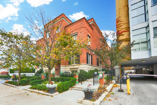 180 Merton St — Merton Street Townhomes Condos for Sale & Rent