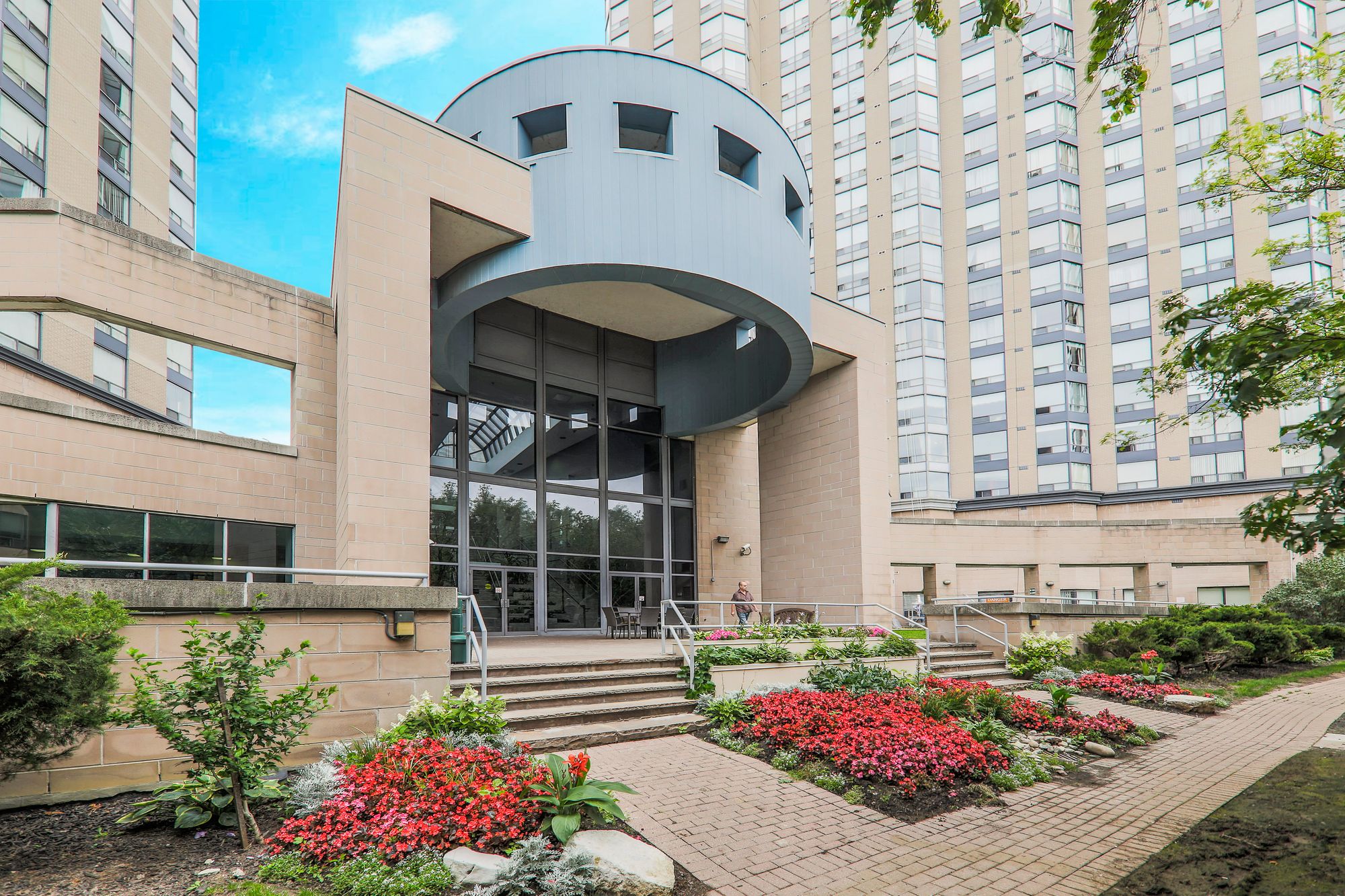 1 Hickory Tree Rd | River Ridge | 1 Condo for Sale & 0 Units for Rent ...